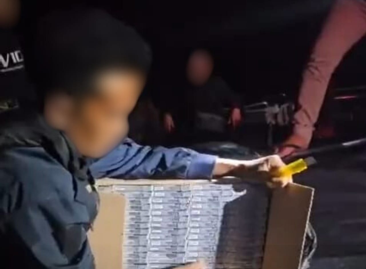 Bea Cukai Kepri Gagalkan Penyeludupan 1 Juta Batang Rokok Ilegal - Berita Berdasar Fakta